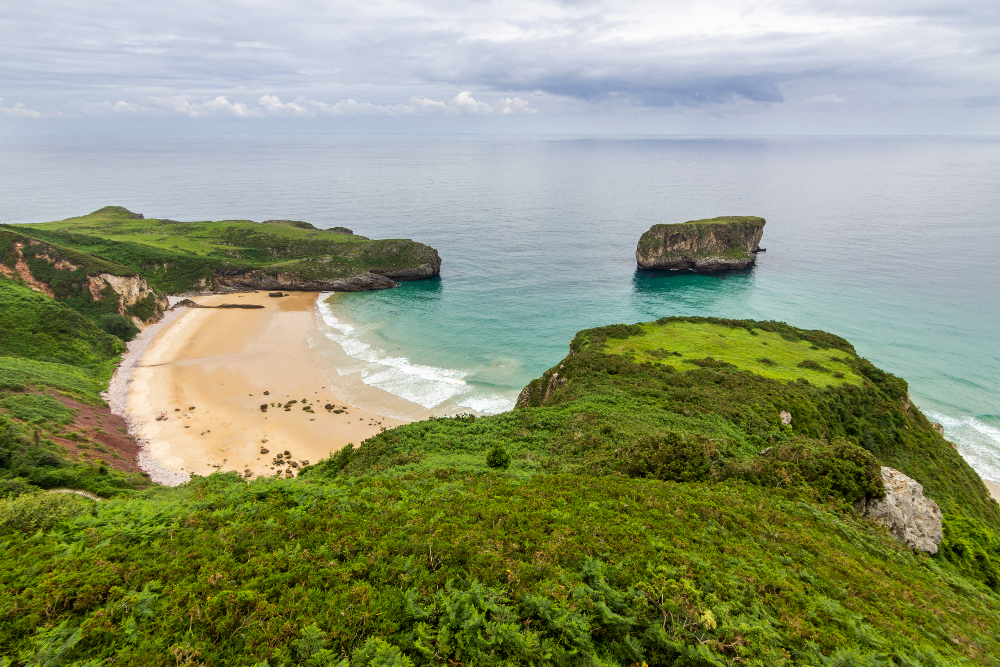 Descubre las playas de Llanes | Silken Live